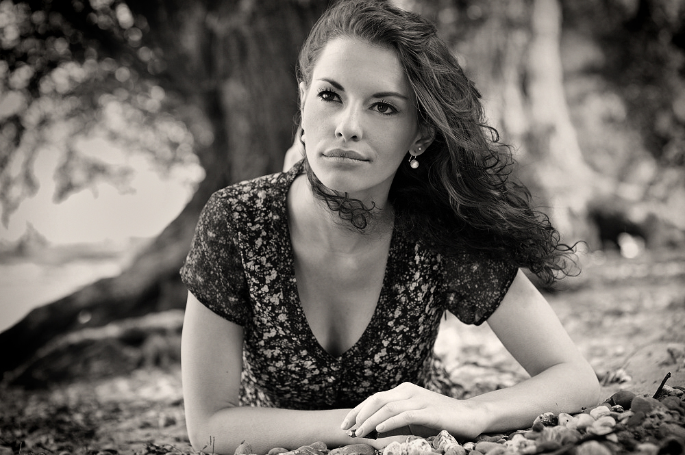 Laura on the beach Foto & Bild | portrait, portrait frauen, outdoor ...