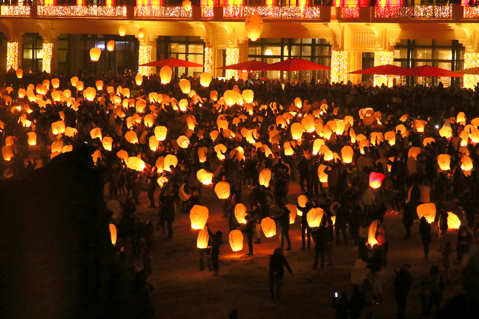 lâcher de lanternes ! photo et image | animations photographiques ...
