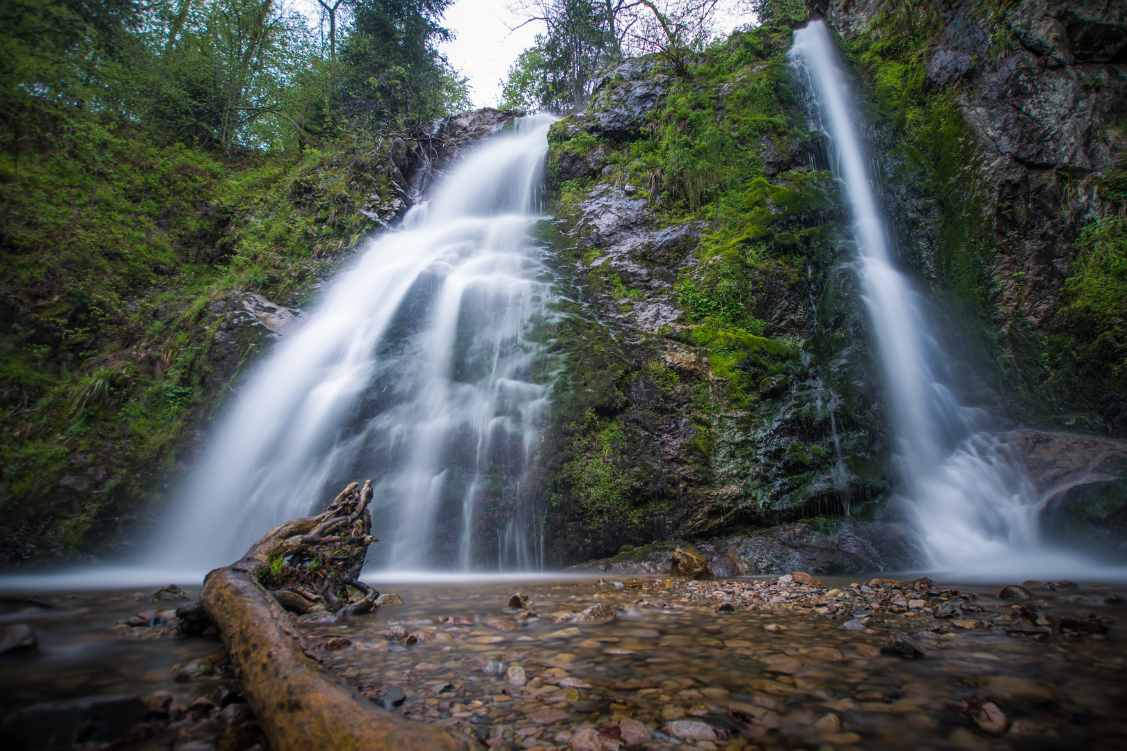 Le bain des Païens photo et image | cascades, nature, outdoor Images ...