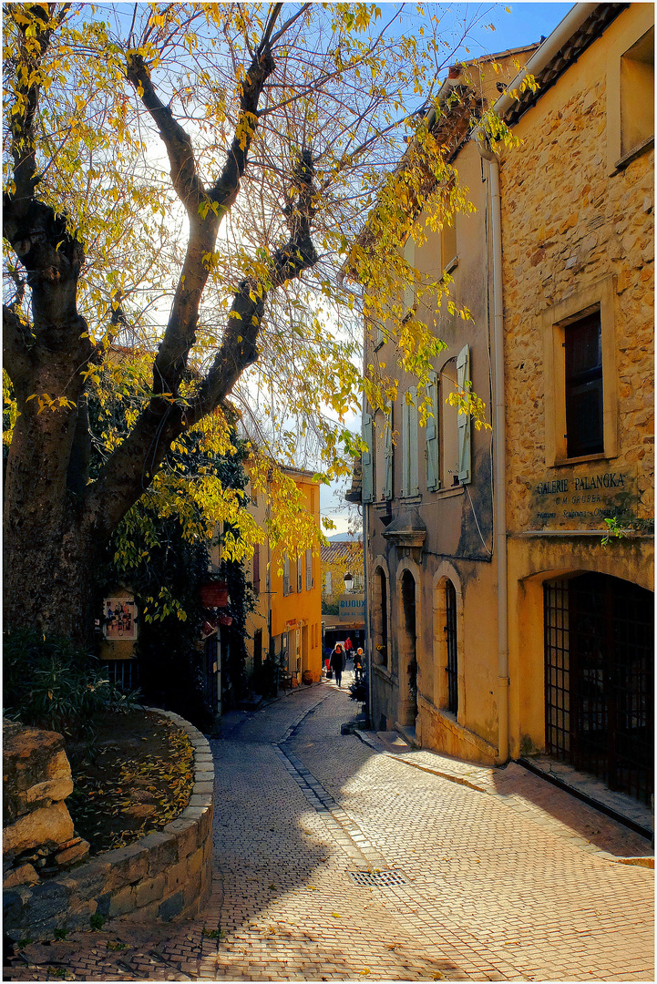 Le Castellet (4) photo et image | provence, france, var Images ...
