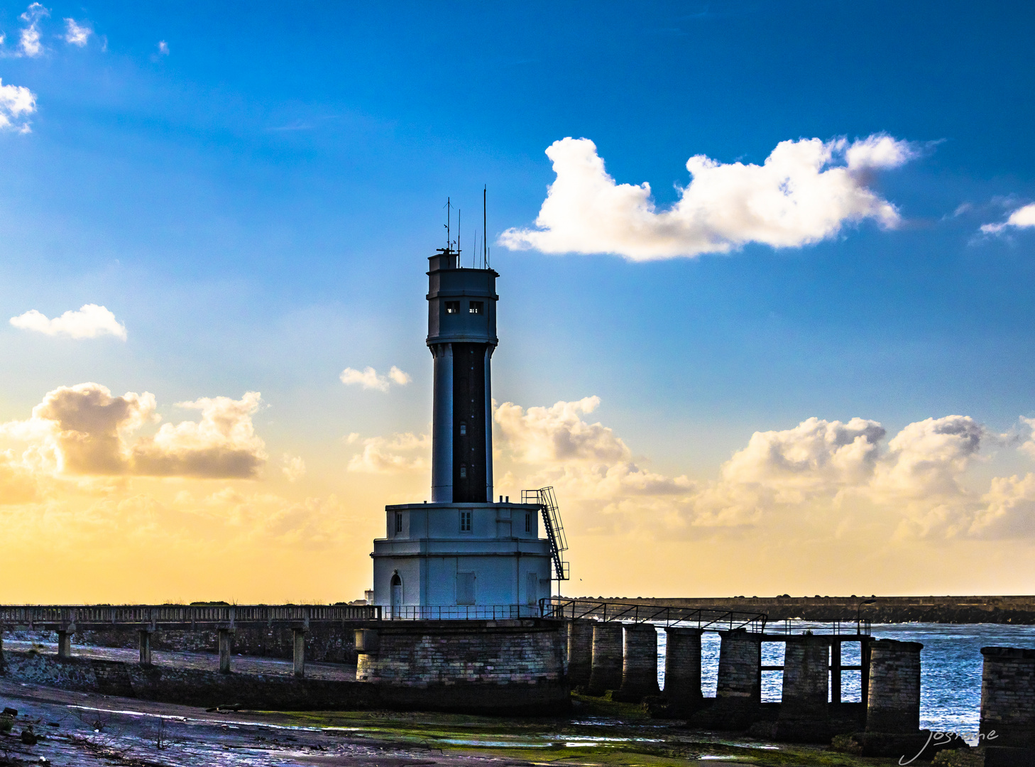 LE SEMAPHORE A ANGLET LA BARRE photo et image | nature, mer Images ...