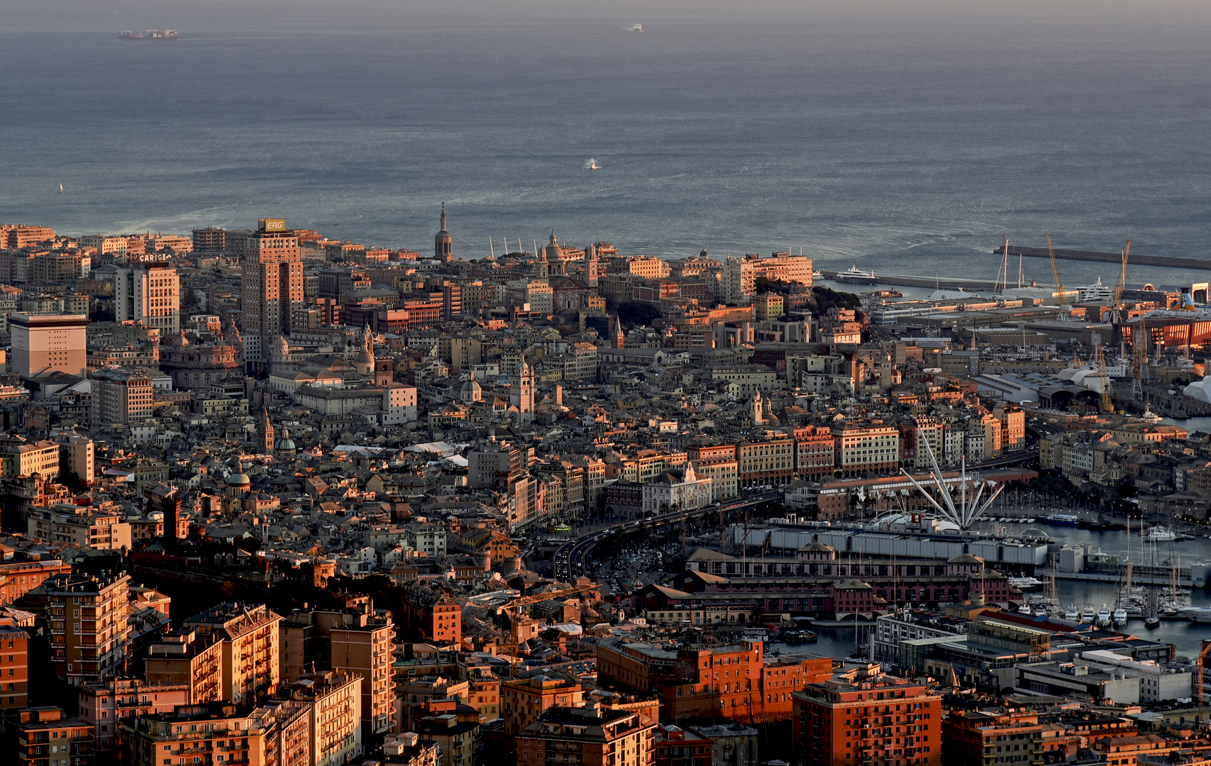 Le sere di Genova Foto % Immagini| la mia città, temi Foto su fotocommunity