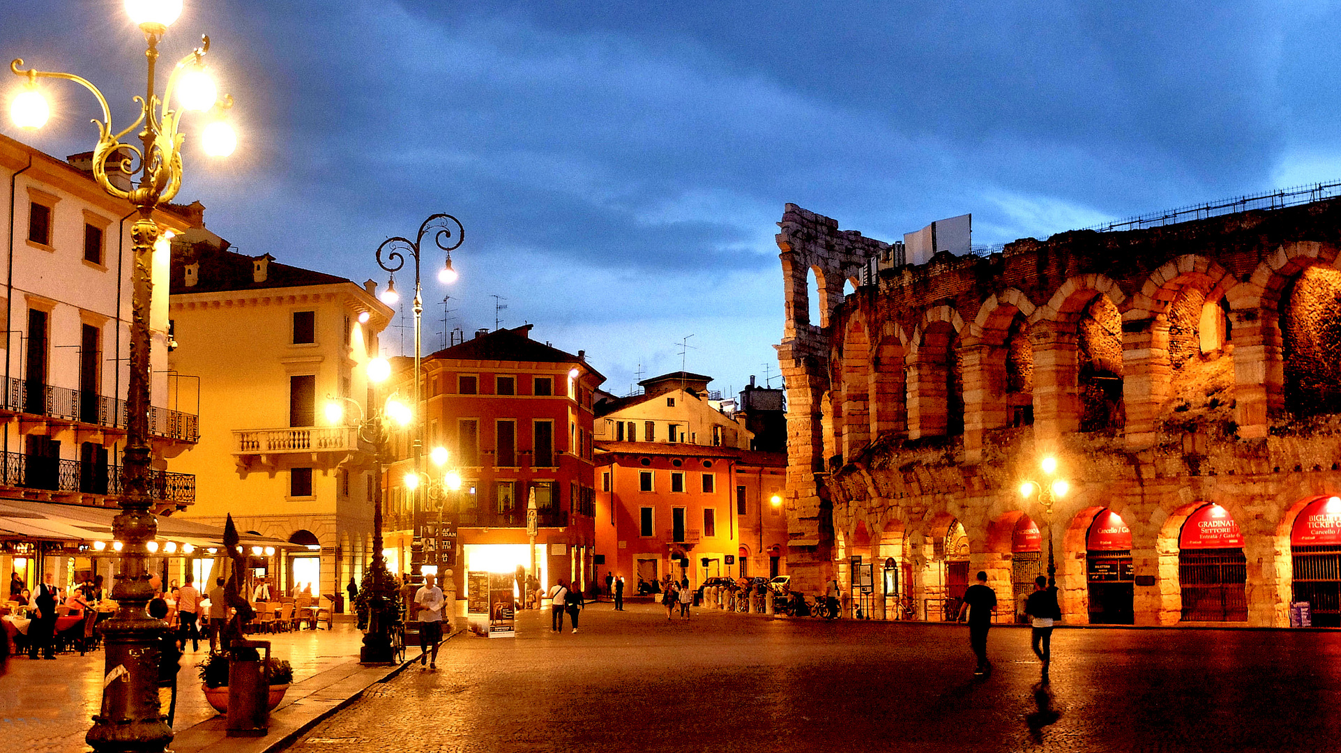 Le soir à Vérone photo et image | world, europe, italie Images ...