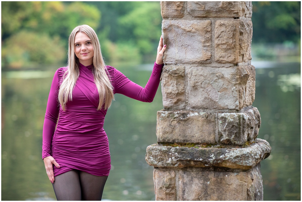 Lea an der Säule Foto & Bild | lea Bilder auf fotocommunity