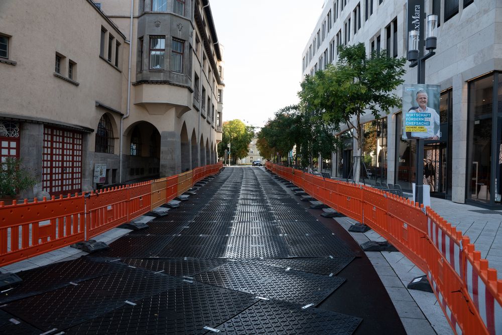 Leading Lines / Im Straßenbau Foto & Bild | spezial, architektur ...