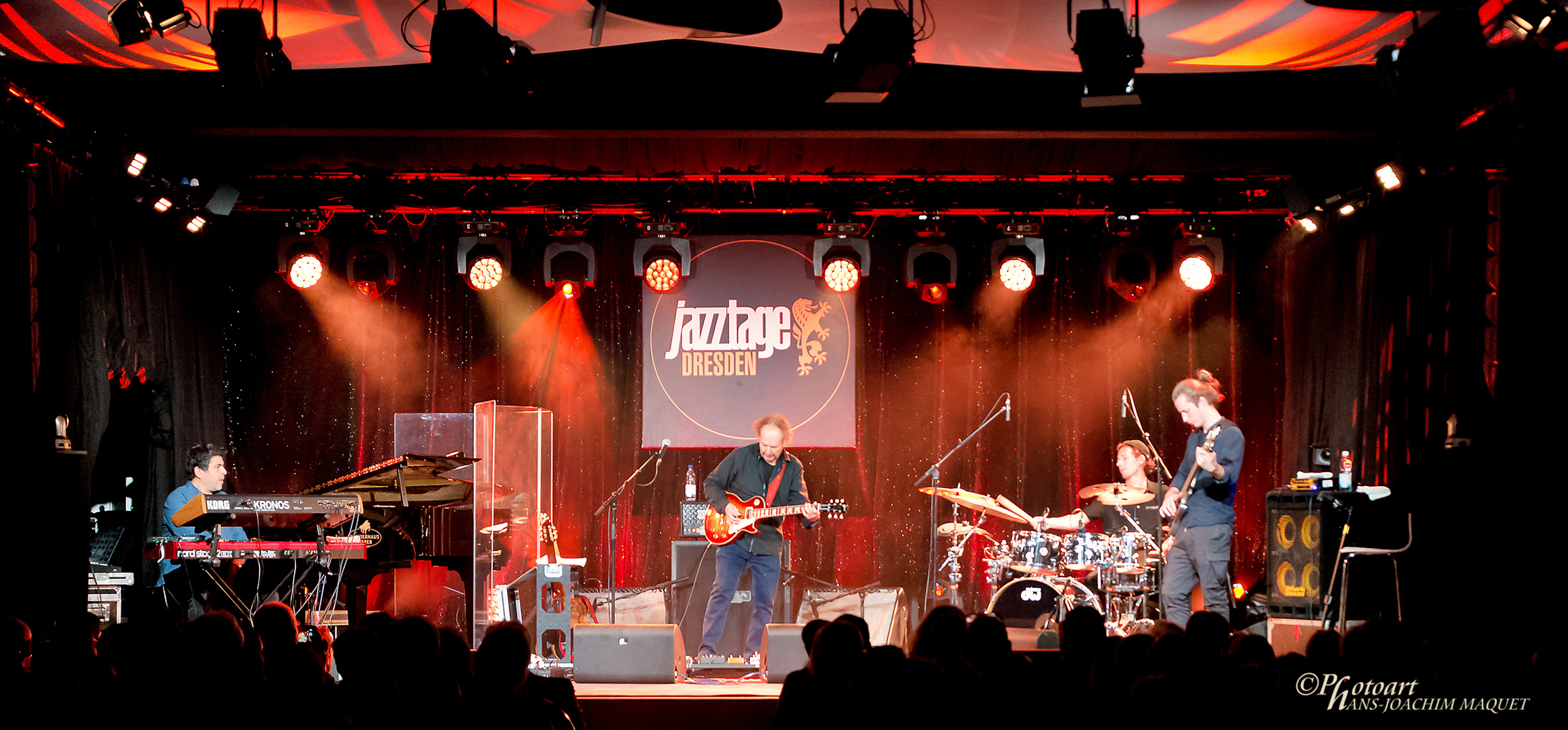 Lee Ritenour Quartett [usa] Foto & Bild | jazztage dd 2022, konzert ...