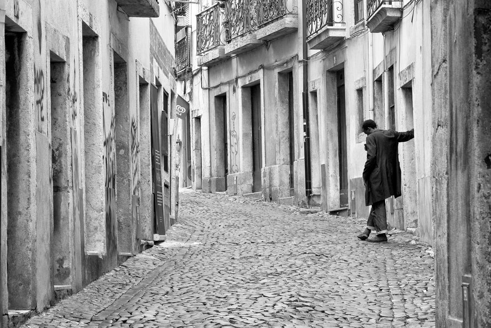 ...Leere?... Foto & Bild | streetfotografie mit menschen, streetfotografie, menschen Bilder auf ...