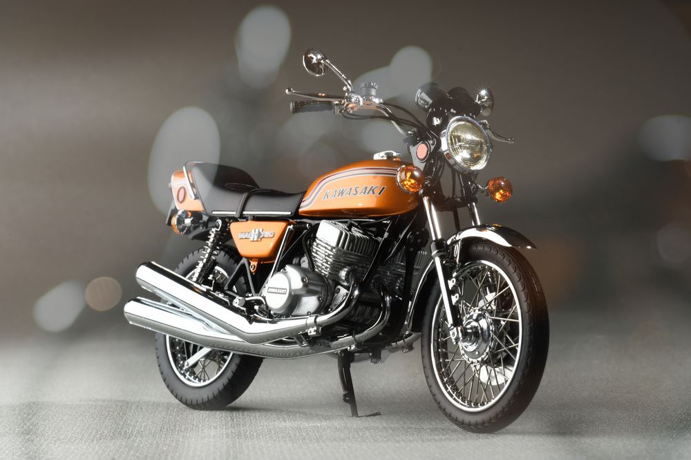 Legendärer 2-Takter: Kawasaki 750 Mach iV Foto & Bild | autos ...