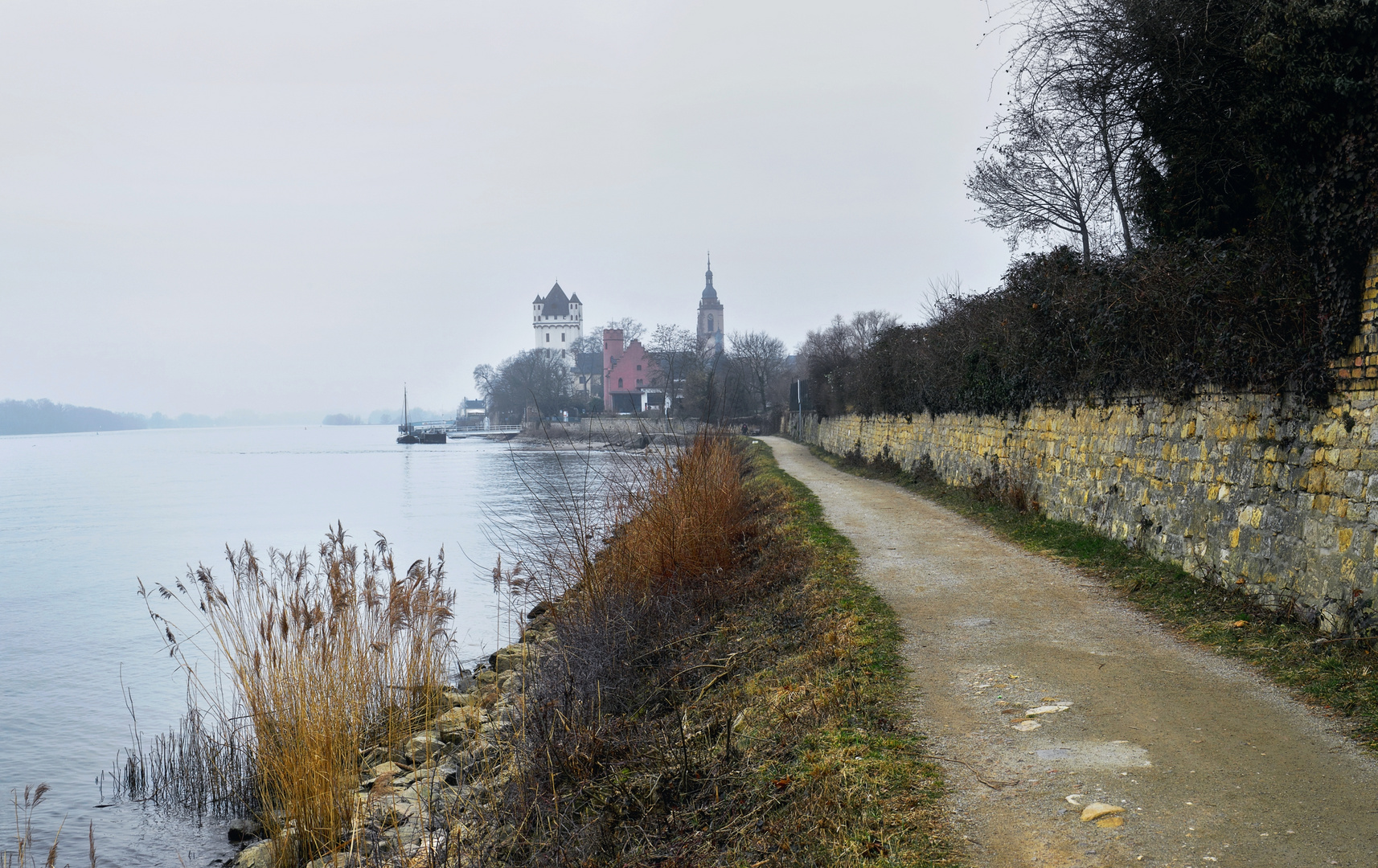 Leinpfad - von Walluf nach Eltville Foto & Bild | landschaft, wege und ...