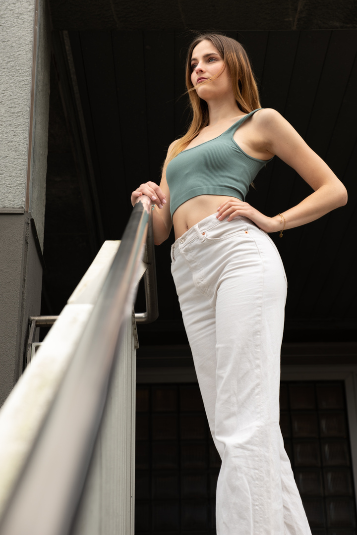 Lena at the stairs Foto & Bild | portrait, streetfotografie mit menschen, portrait frauen Bilder ...