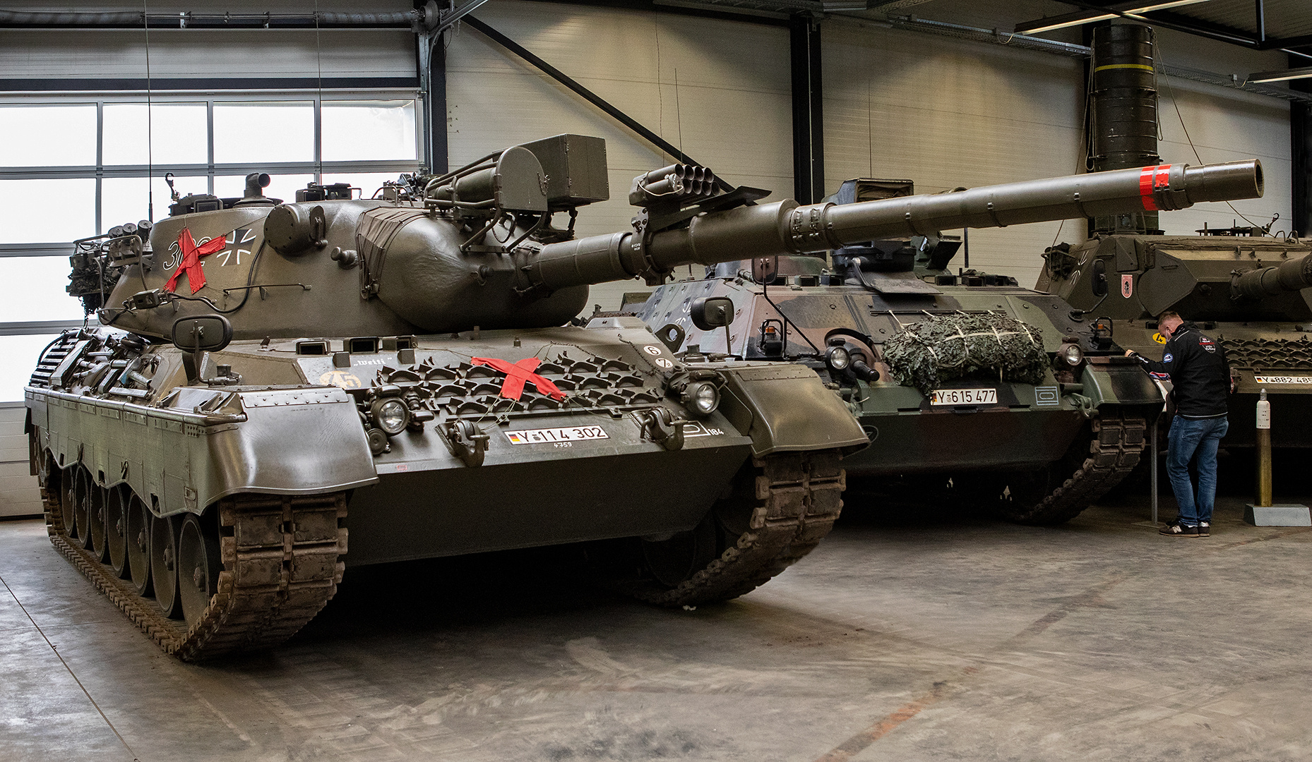 Leopard 002 Foto & Bild | deutschland, europe, niedersachsen Bilder auf ...