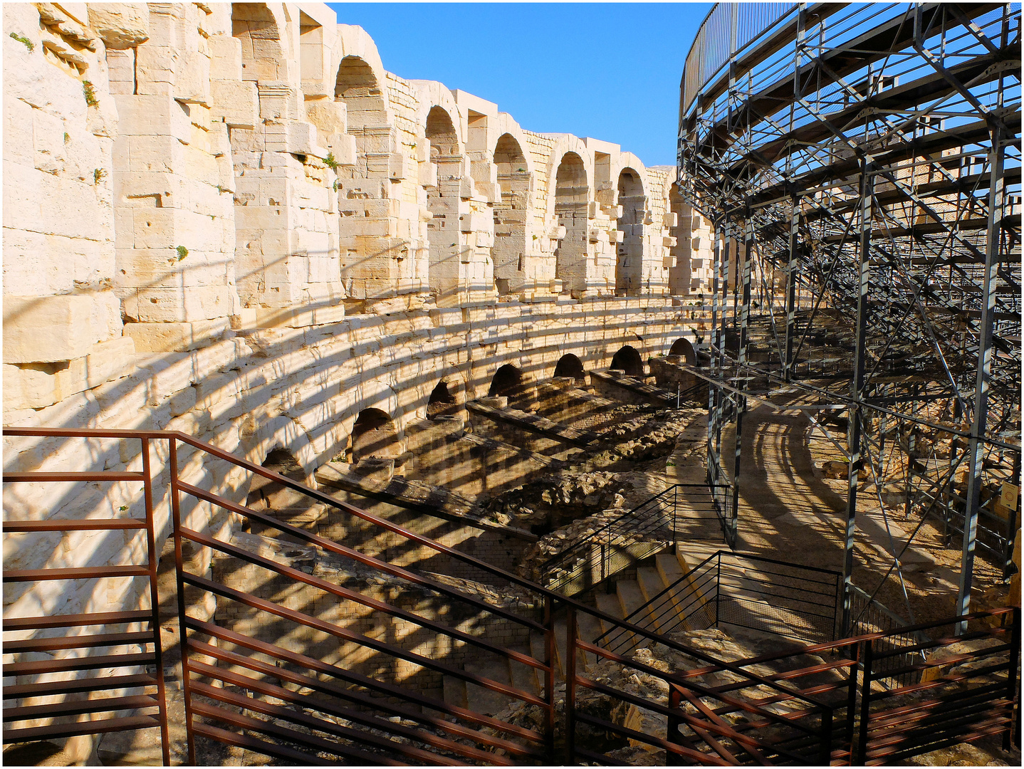 Les arènes (3) photo et image | europe, france, provence-alpes-côte d ...