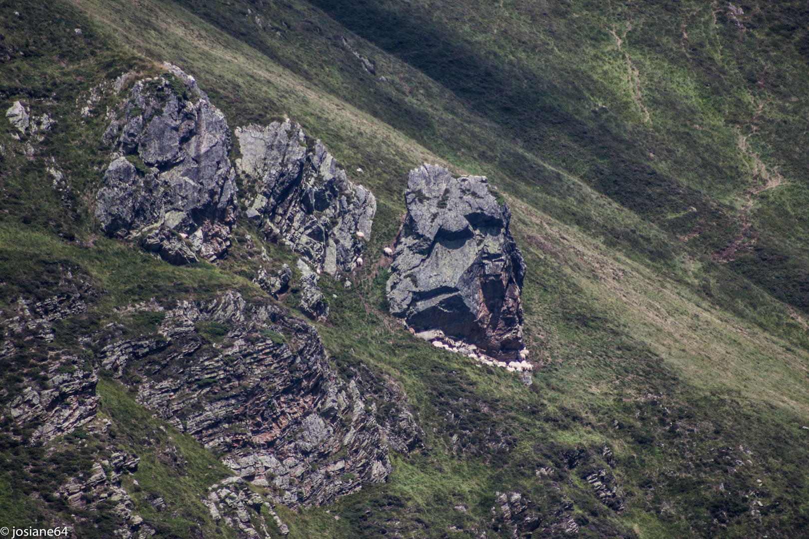 LES ROCHERS photo et image | paysages, paysages de montagne, la ...