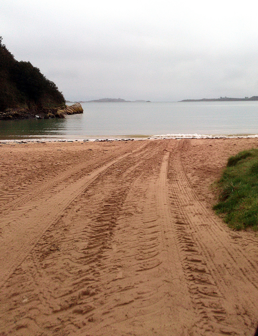 Les traces .... photo et image | europe, france, bretagne Images ...