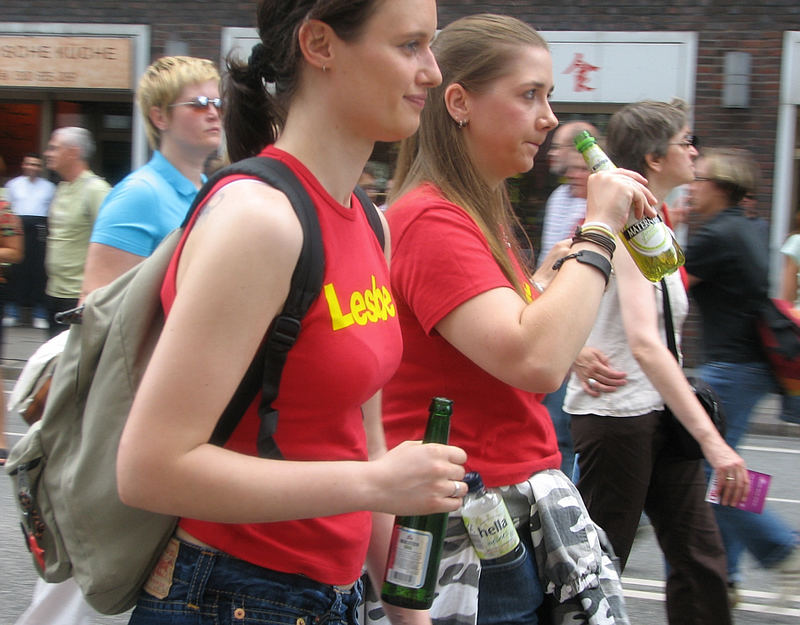 Lesbe (Lesben) Foto & Bild | lesbian&gay art, szene, csd hh 2006 Bilder ...