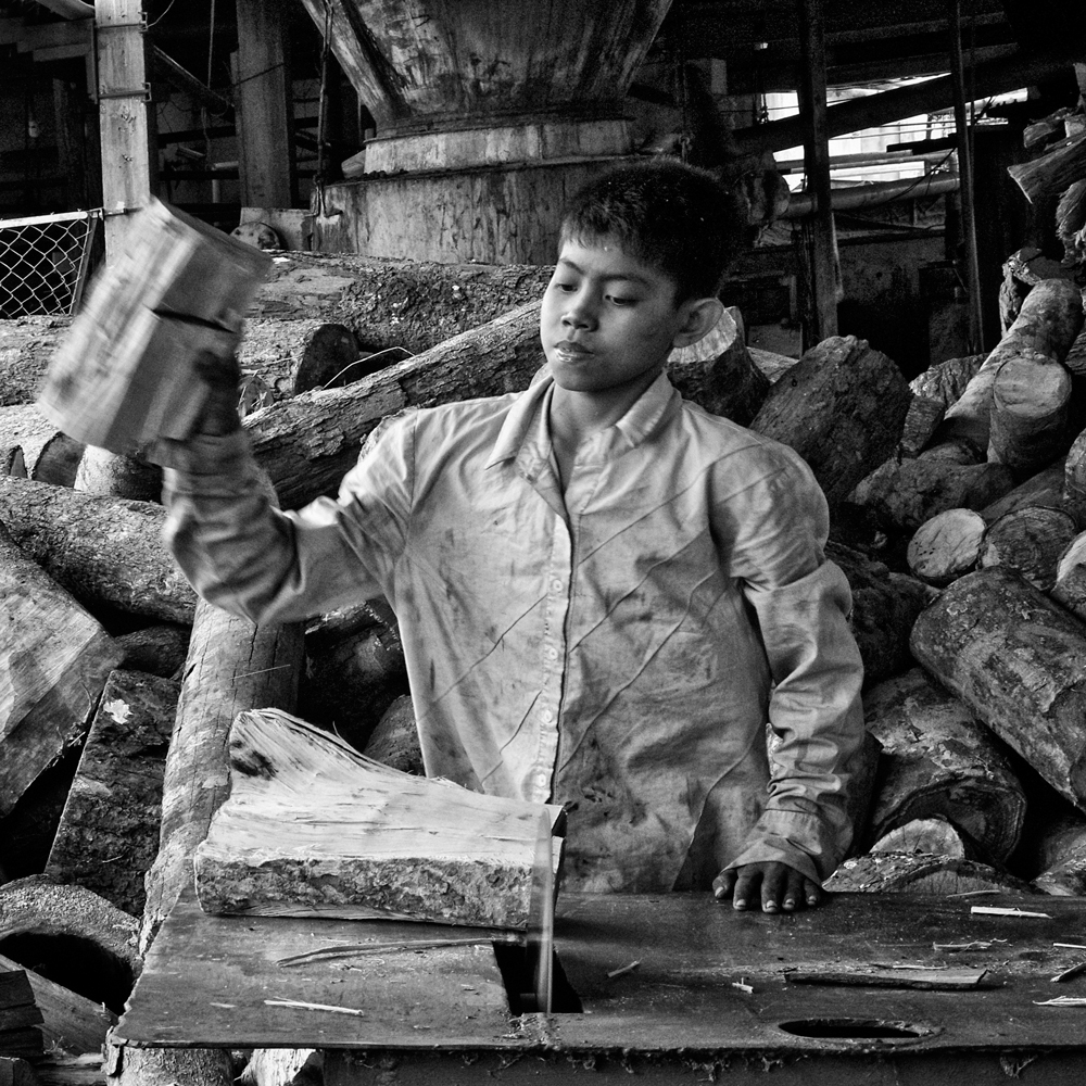 L'ETA' DEL TAGLIALEGNA.... Foto % Immagini| reportage, soggetti Foto su ...