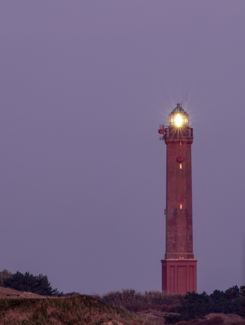 Leuchtturm im Abendlicht Foto & Bild | architektur, deutschland, europe ...
