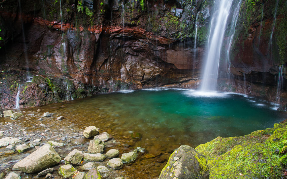 Levada der 25 Quellen Foto & Bild | landschaft, wasserfälle, bach ...