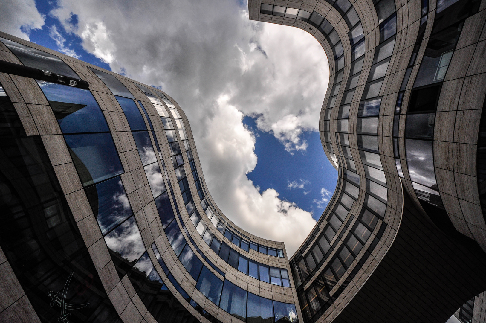 Libeskind Building Duesseldorf Foto & Bild | architektur, fassaden ...