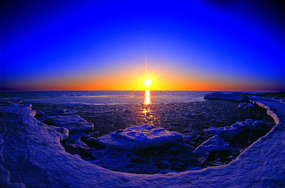 Licht am Horizont - Imagen & Foto de † Klaus Ender de Winterliche ...