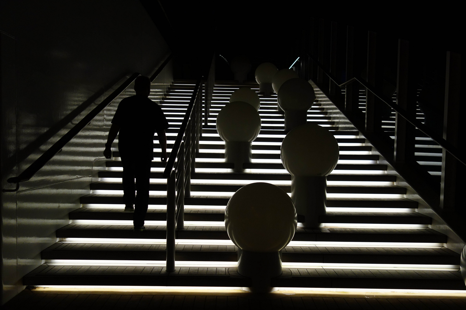 Licht und Schatten Foto & Bild | licht, schatten, treppen Bilder auf fotocommunity