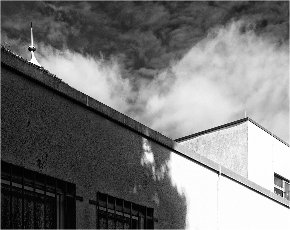 Licht und Schatten Foto & Bild | streetfotografie ohne menschen, fotos, fenster Bilder auf ...