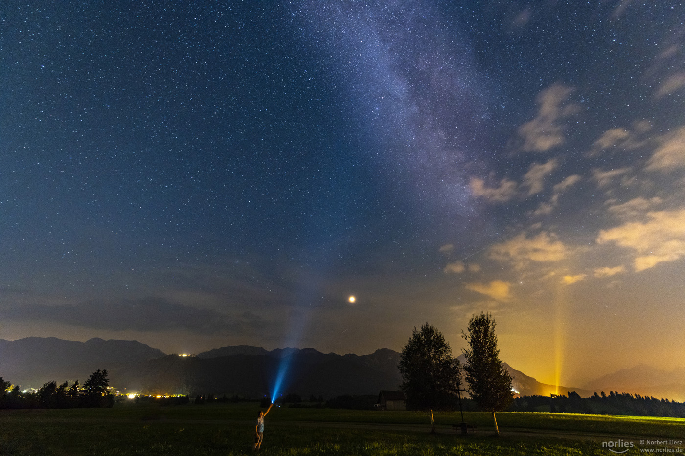 Lichter in den Himmel Foto & Bild | deutschland, europe, bayern Bilder ...