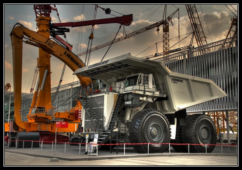 Liebherr T282C Foto & Bild | bearbeitungs - techniken, hdri & tm ...