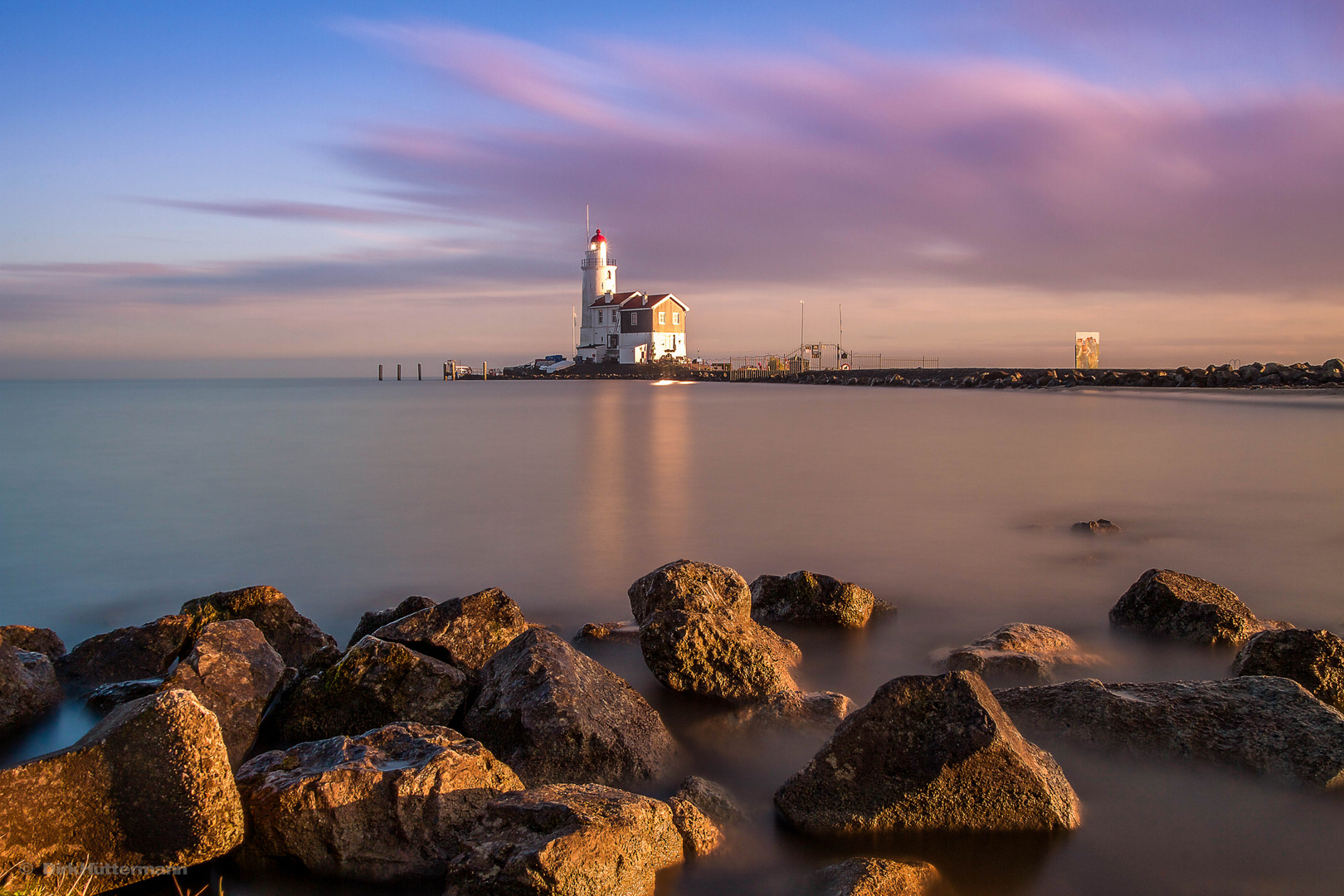 Lighthouse Marken Foto & Bild | landschaft, meer & strand, brandung ...