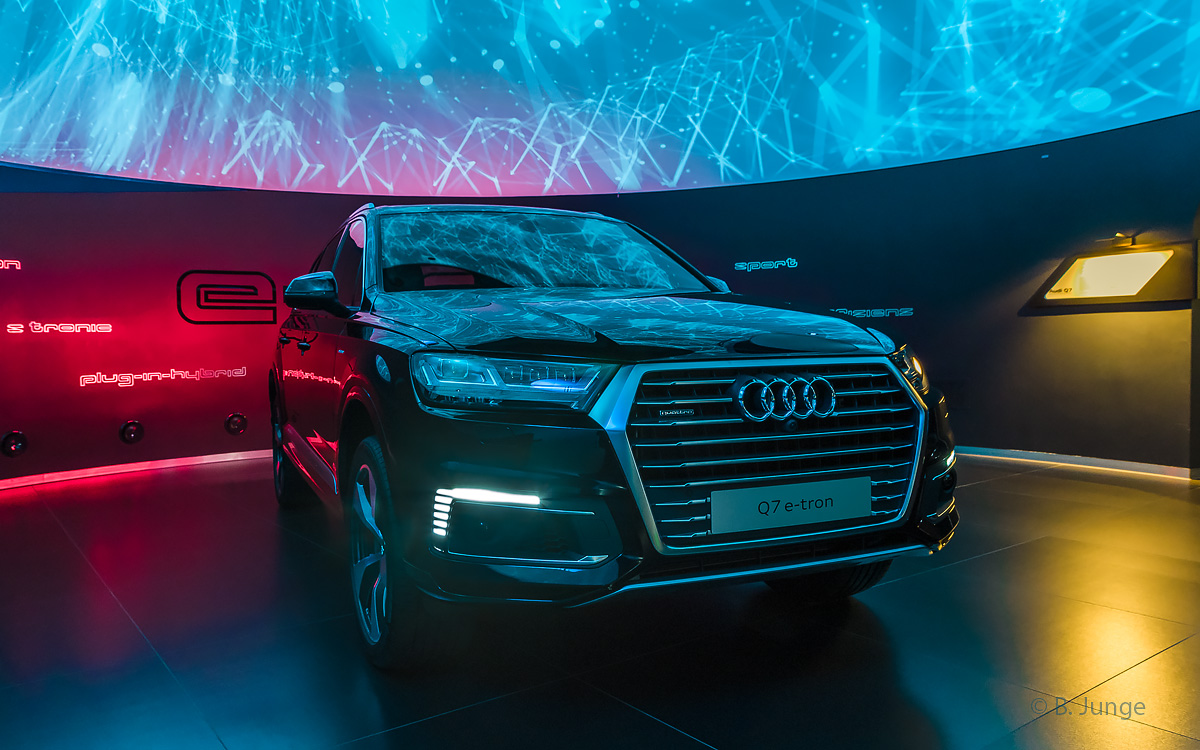 Lightshow Foto & Bild | audi, autos, cars Bilder auf fotocommunity