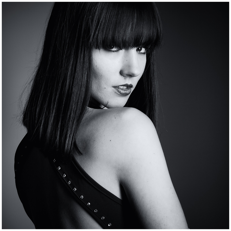 Lila Luna Foto & Bild | portrait, portrait frauen, studio Bilder auf fotocommunity