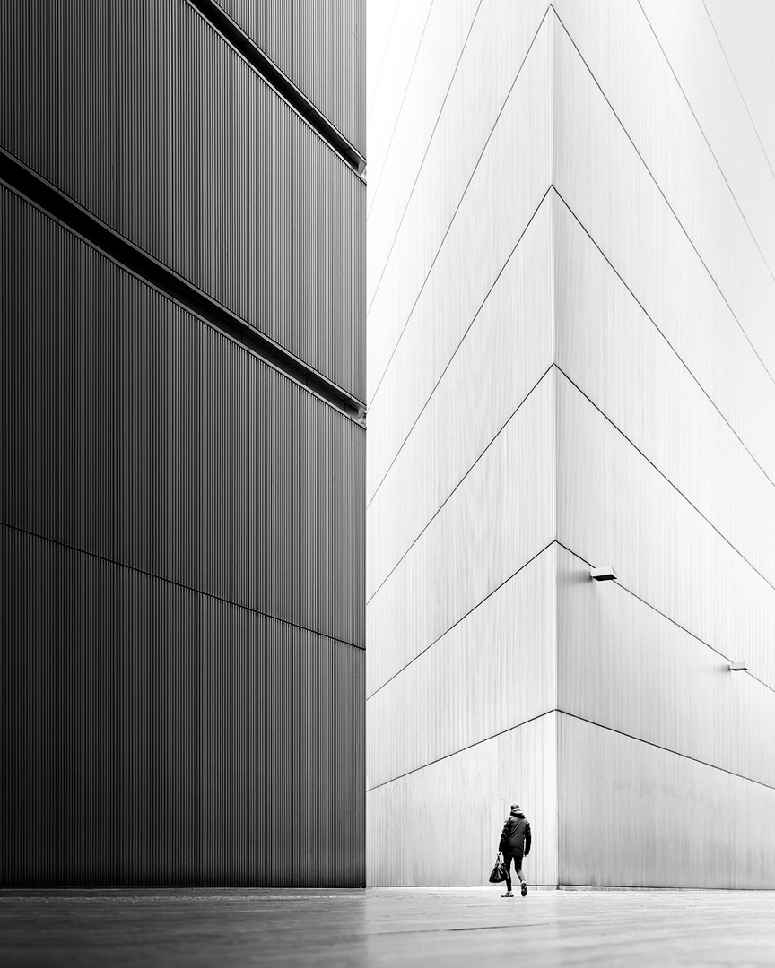 Lilliputian megalomania Foto & Bild | streetfotografie mit menschen ...