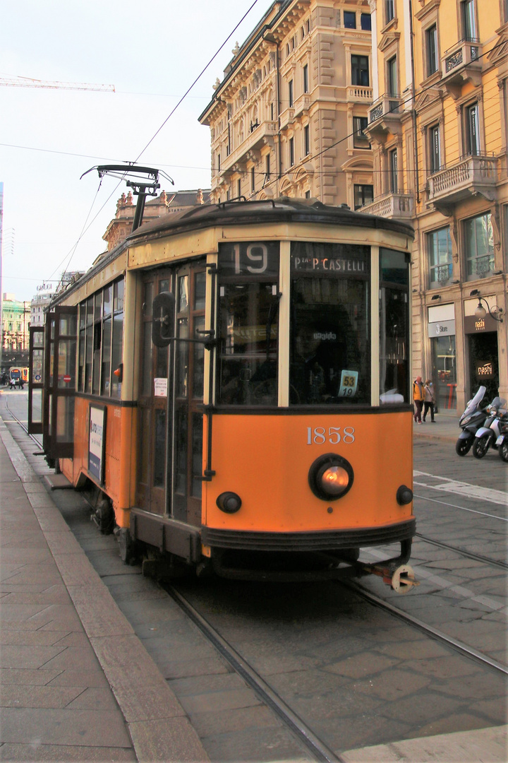 Linea 19 Foto & Bild | city, italy, dokumentation Bilder auf fotocommunity