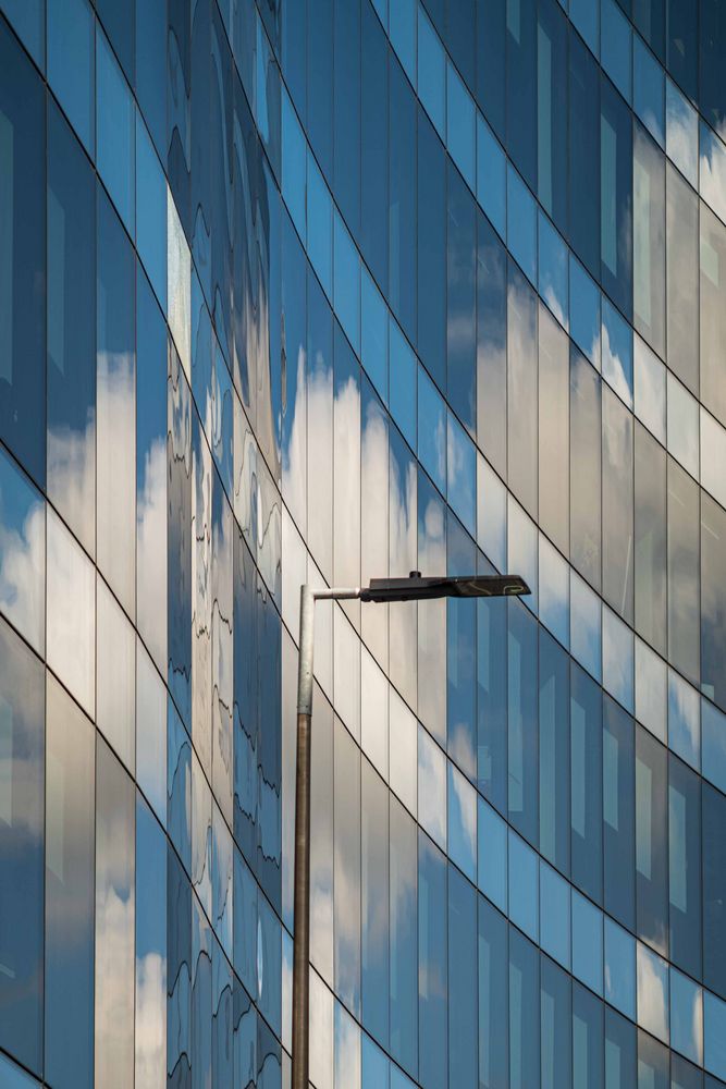 Lines in the Shade Foto & Bild | architektur, gebäude, fasade Bilder ...