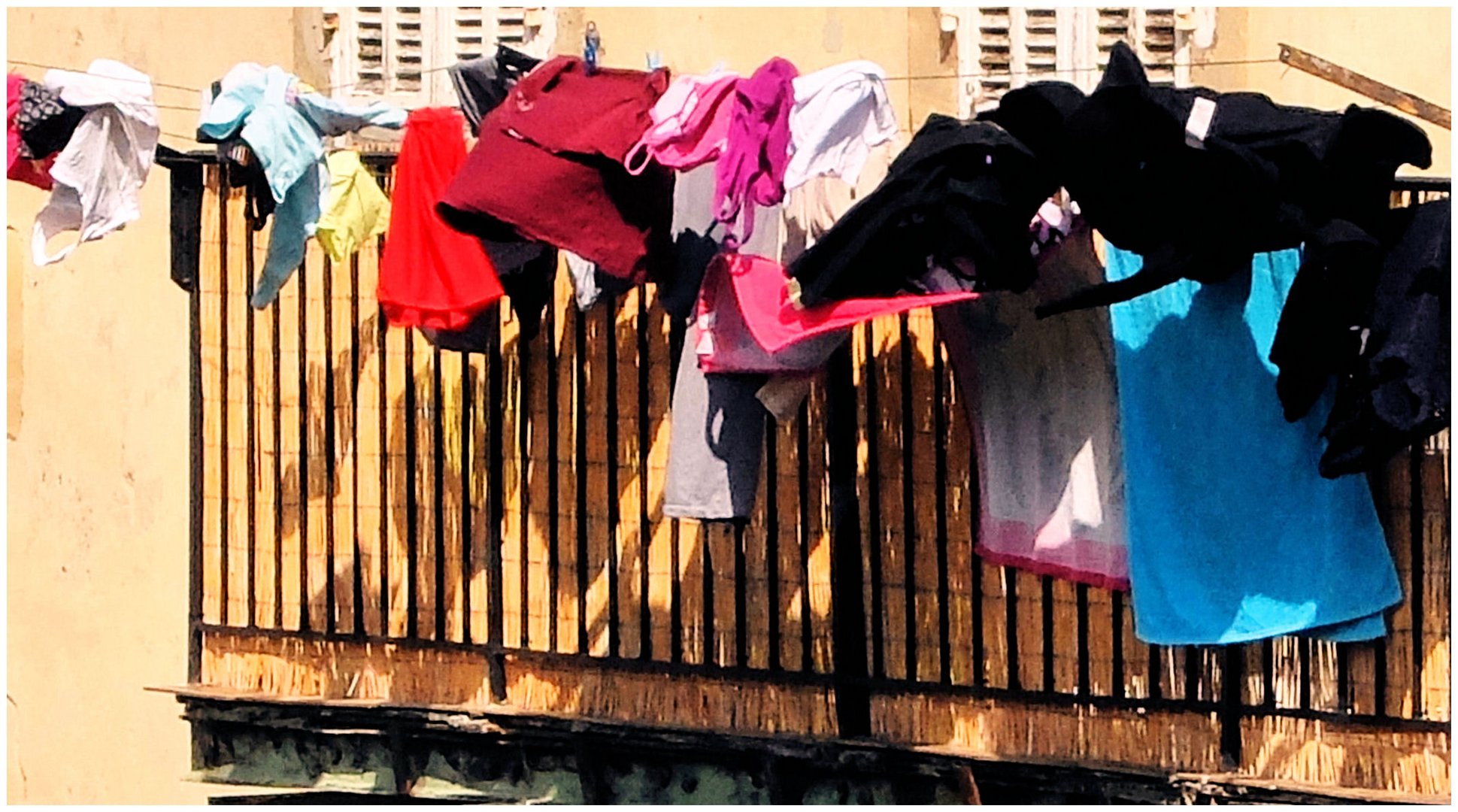 Linge au vent photo et image | home sweet home, provence, special ...