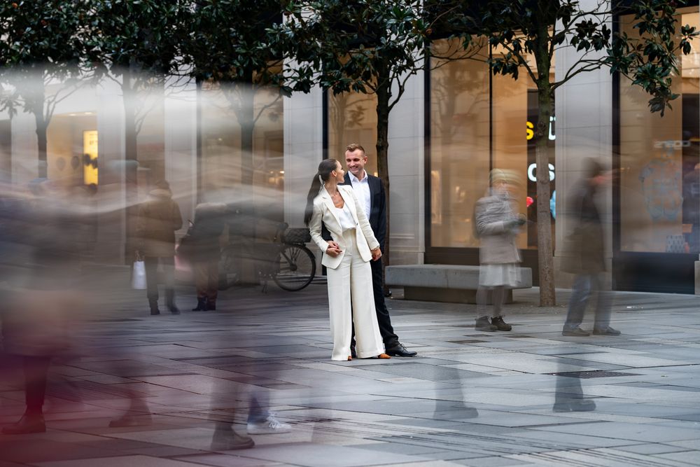 Lisa und Christian Foto & Bild | streetfotografie mit menschen, fashion, street: spontane ...