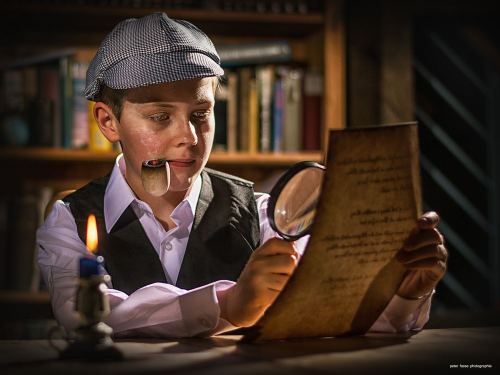 little sherlock Foto & Bild | jugendliche, indoor, studio Bilder auf ...