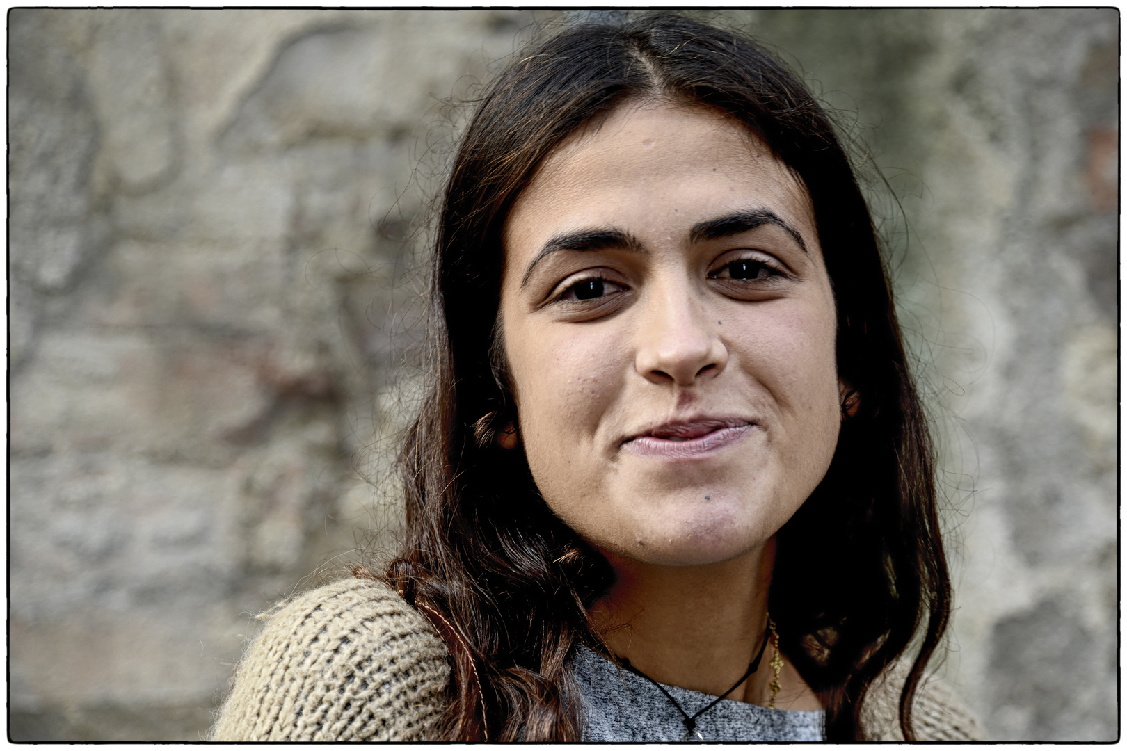 little smile Foto & Bild | portrait, streetfotografie mit menschen, portrait frauen Bilder auf ...