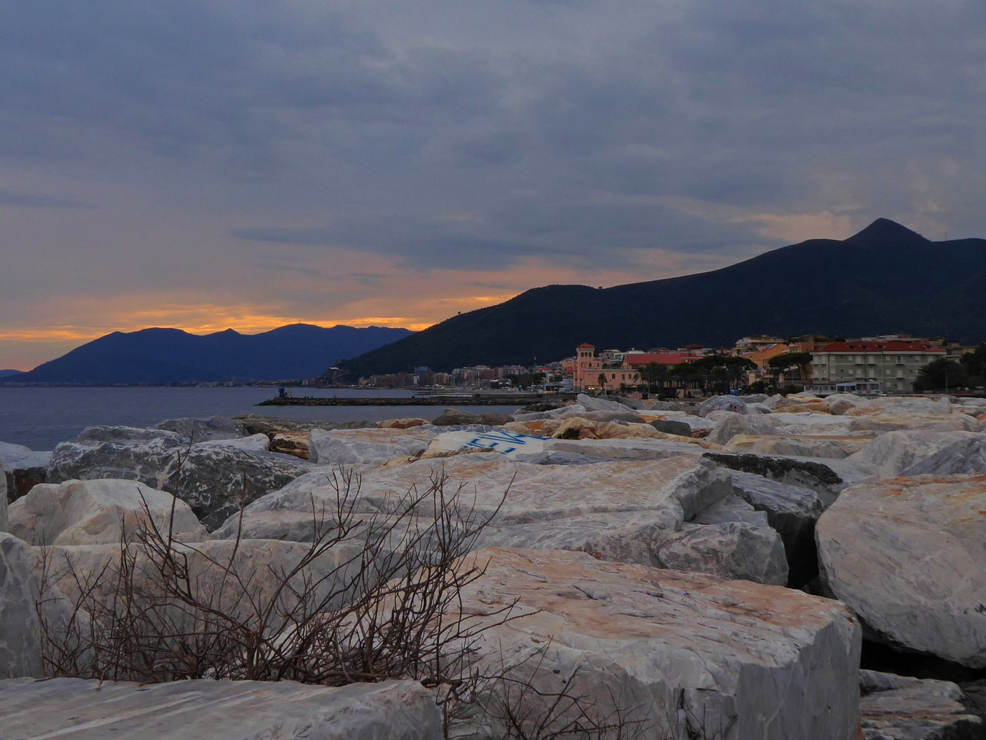 Loano Foto & Bild | italy, world, meer Bilder auf fotocommunity