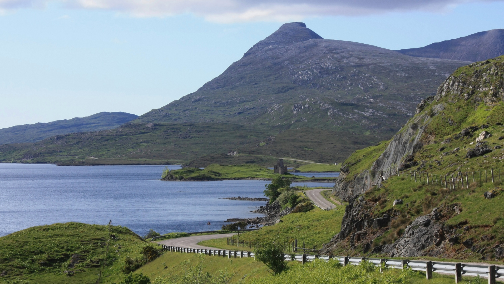 ~ Loch Assynt mit Ardvreck Castle ~ Foto & Bild | europe, united ...
