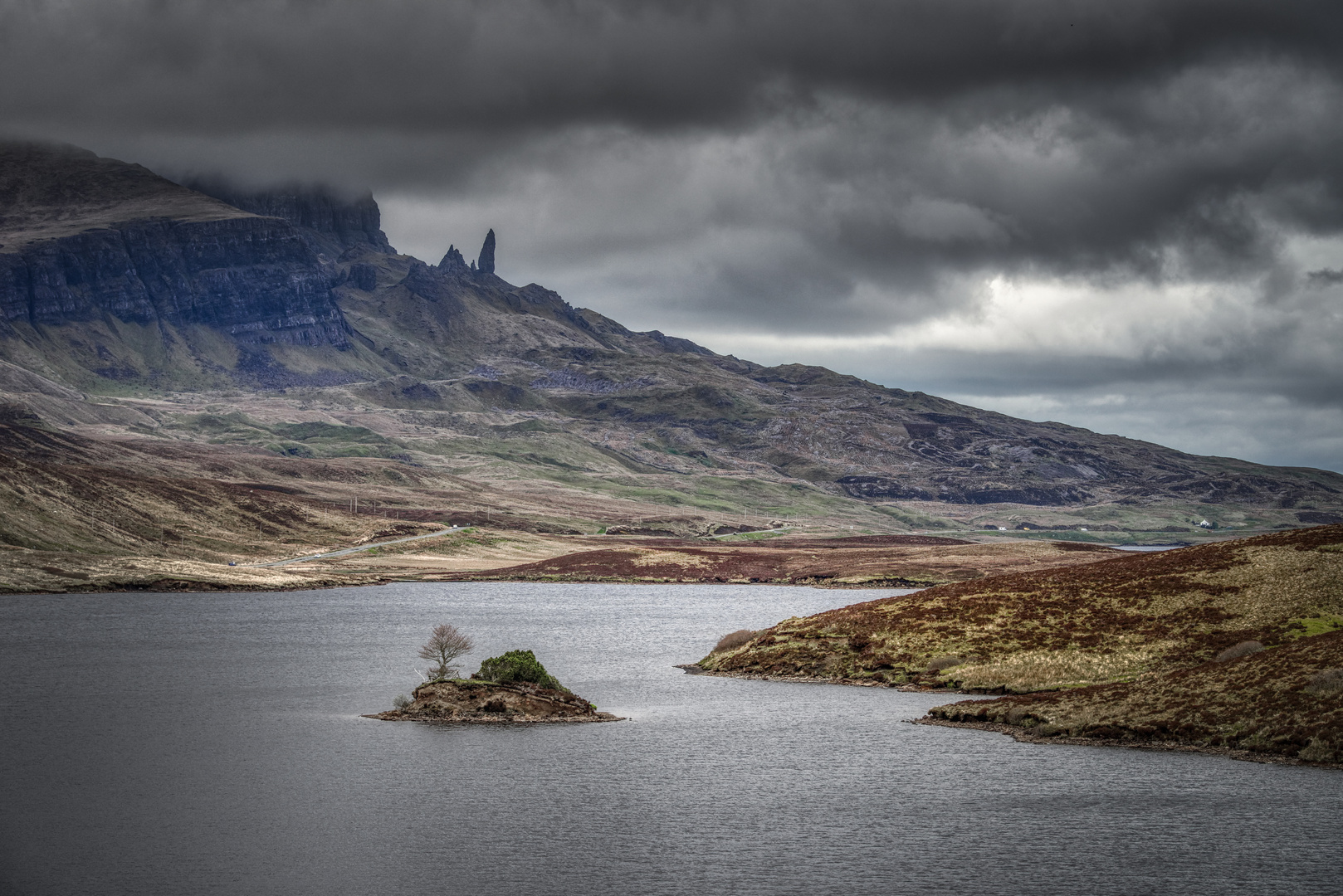 Loch Fada Foto & Bild | europe, united kingdom & ireland, scotland ...