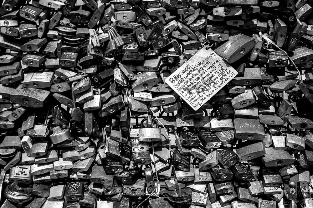 Lock & Lock & Lock & Lock.... Foto & Bild | streetart, graffiti & tags ...