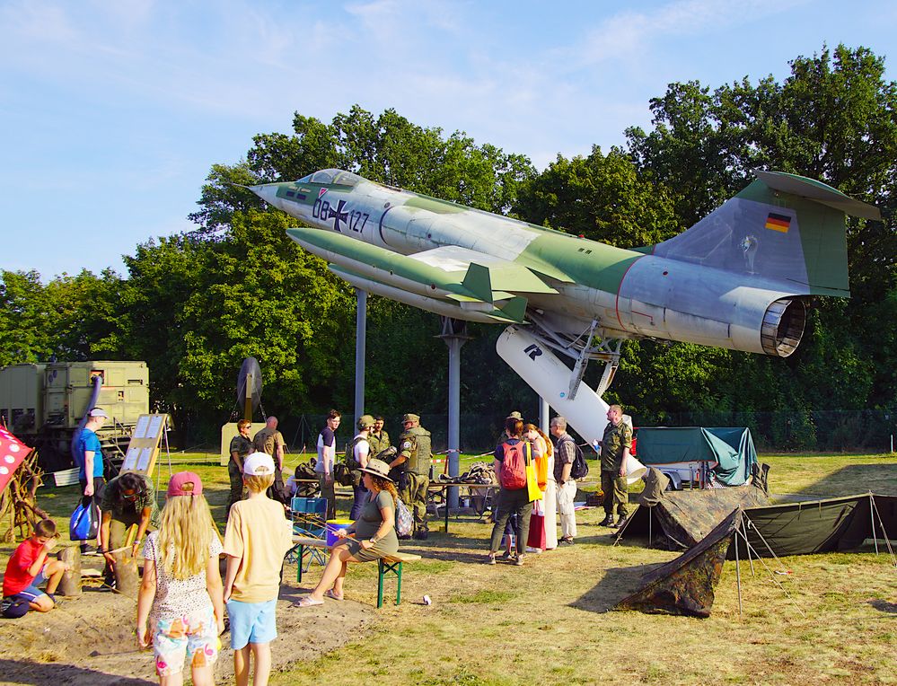 Lockheed F-104G Starfighter auf dem Zero Length Launch System Foto ...