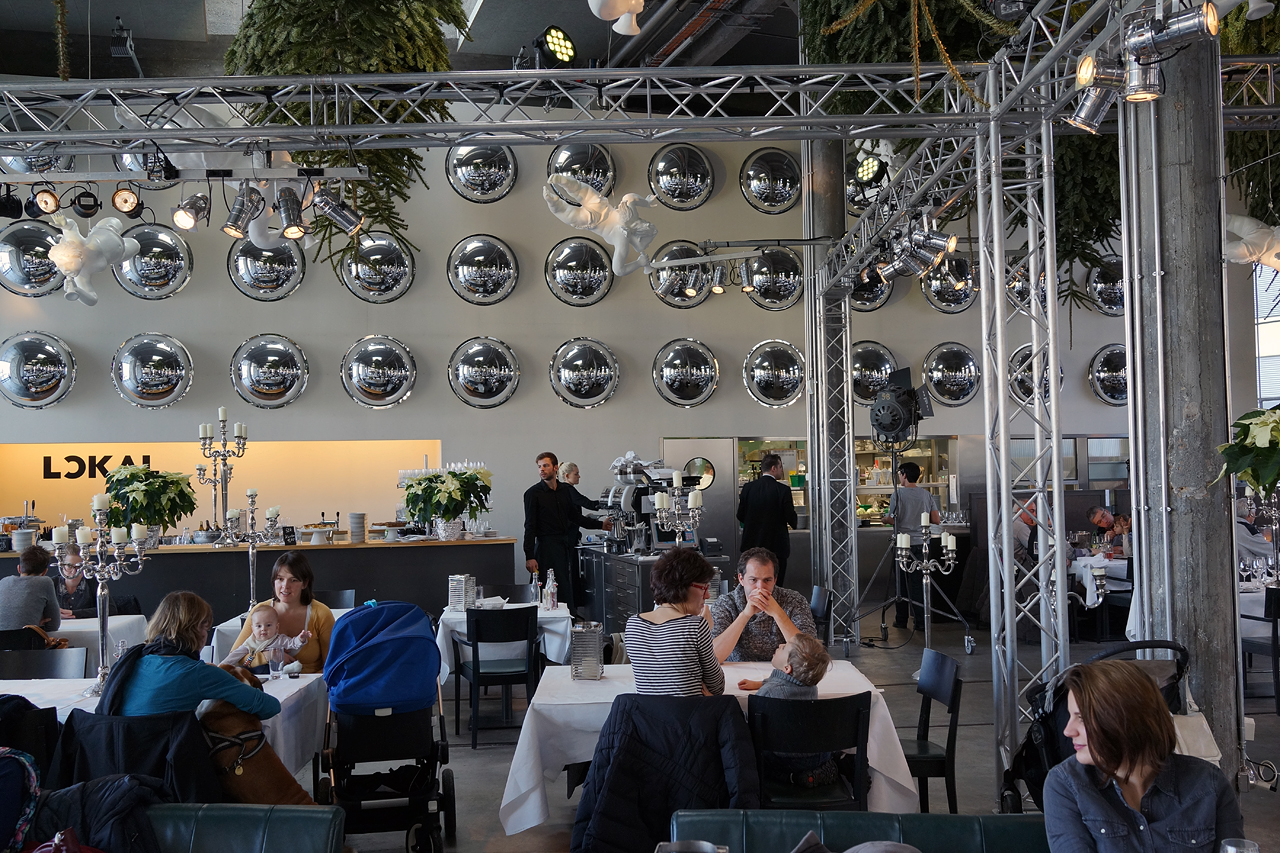 Lokremise St.Gallen Foto & Bild | architektur, architektonische details ...