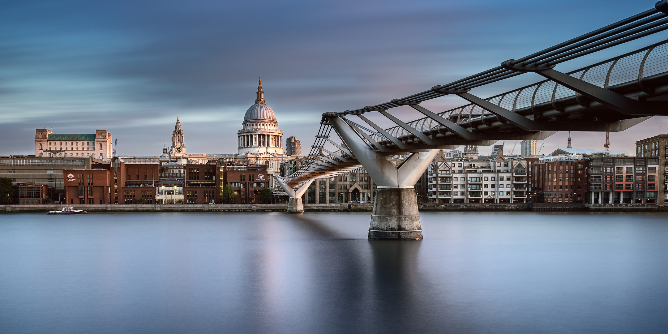 London riverscape Foto & Bild | langzeitbelichtung, fluss, contest ...