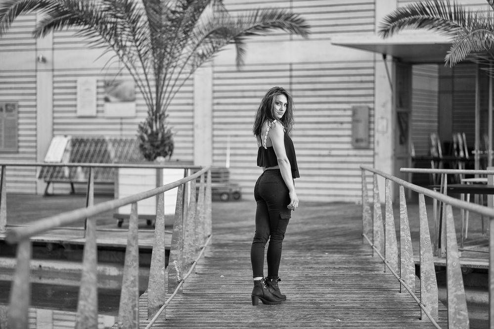 lookin back Foto & Bild | menschen Bilder auf fotocommunity