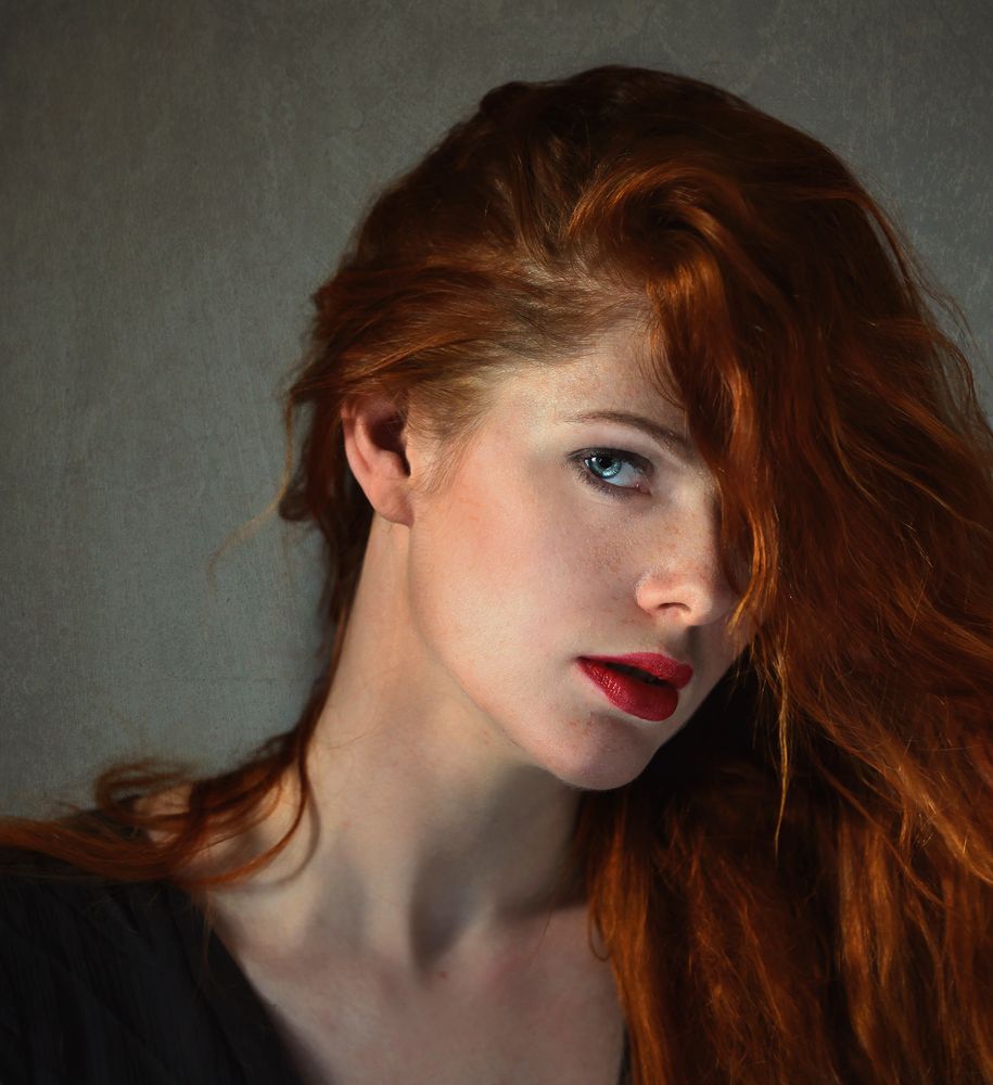 Looking... Foto & Bild | erwachsene menschen, portraits erwachsener, art Bilder auf fotocommunity