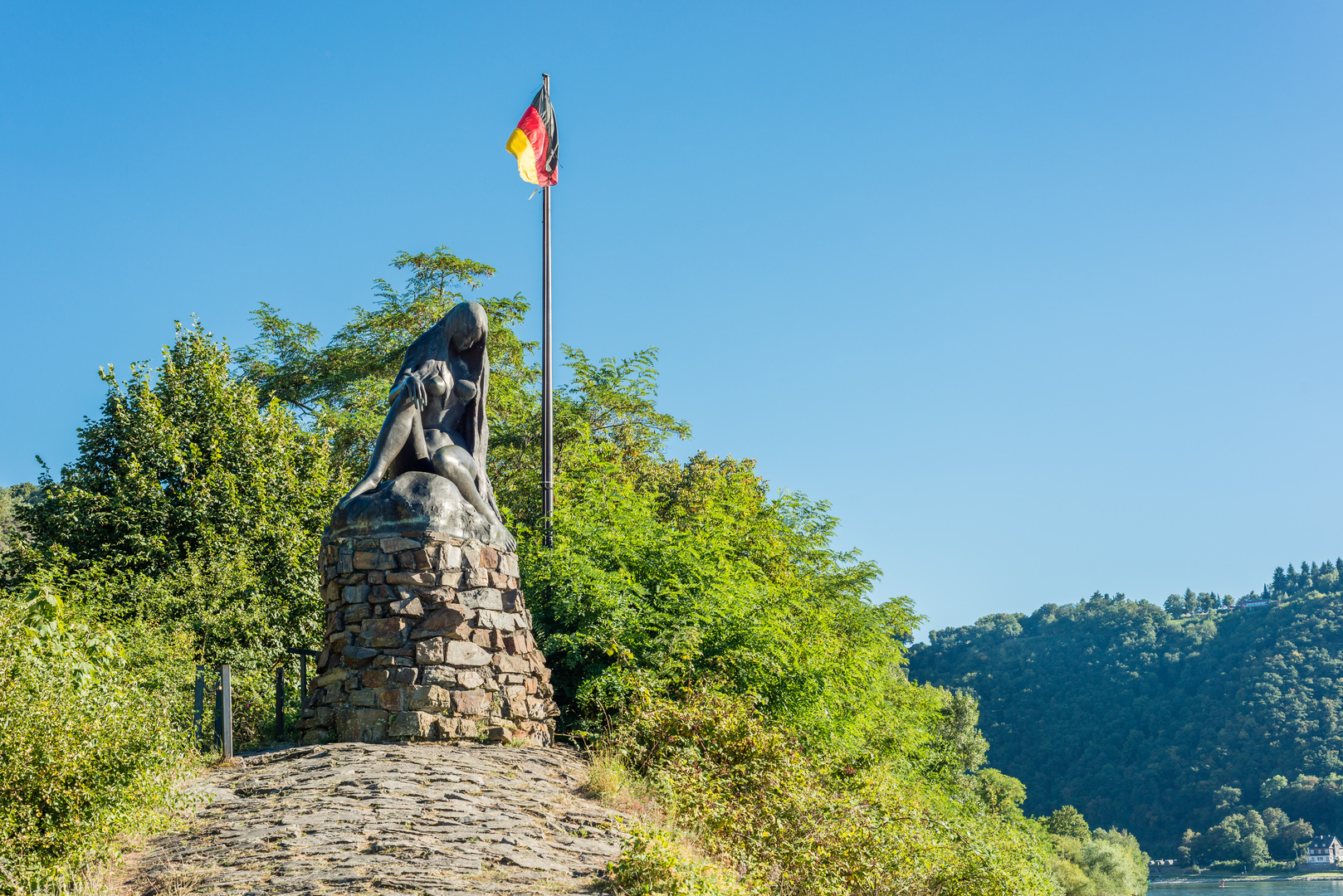 Loreley-Statue 76 Foto & Bild | world, sirene, nixe Bilder auf ...