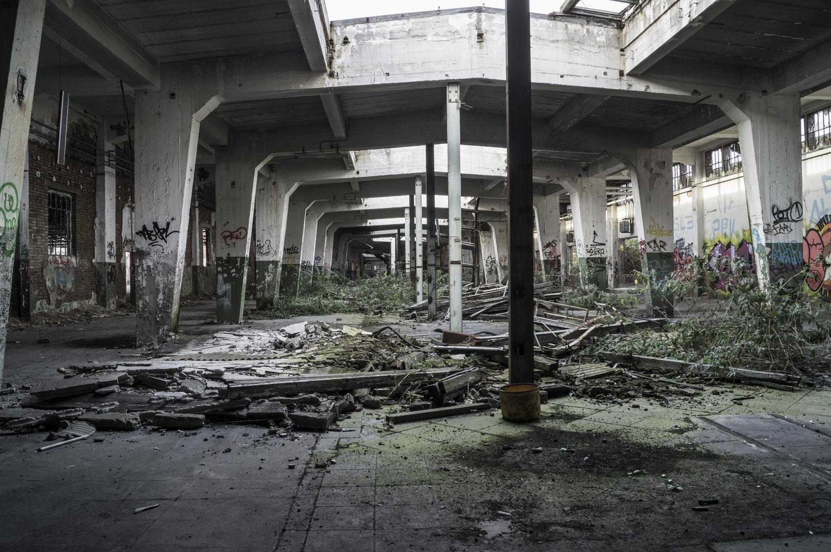 Lost Place 4 Foto & Bild | architektur, lost places, natur Bilder auf ...