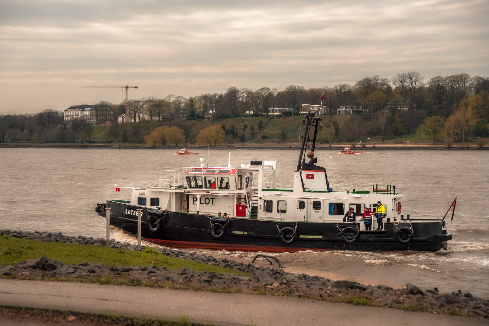 Lotse 2 hat den Lotsen getauscht Foto & Bild | schiffe und seewege ...